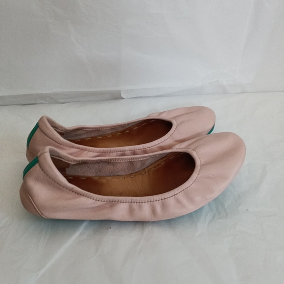 Tieks | Shoes | Ballet Light Pink Tieks Flats Sz 6 | Poshmark